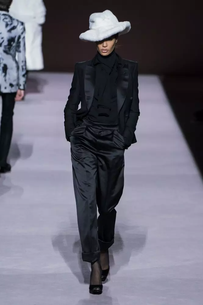 What is common at the Tom Ford collection and the threats of the modern world 55119_34