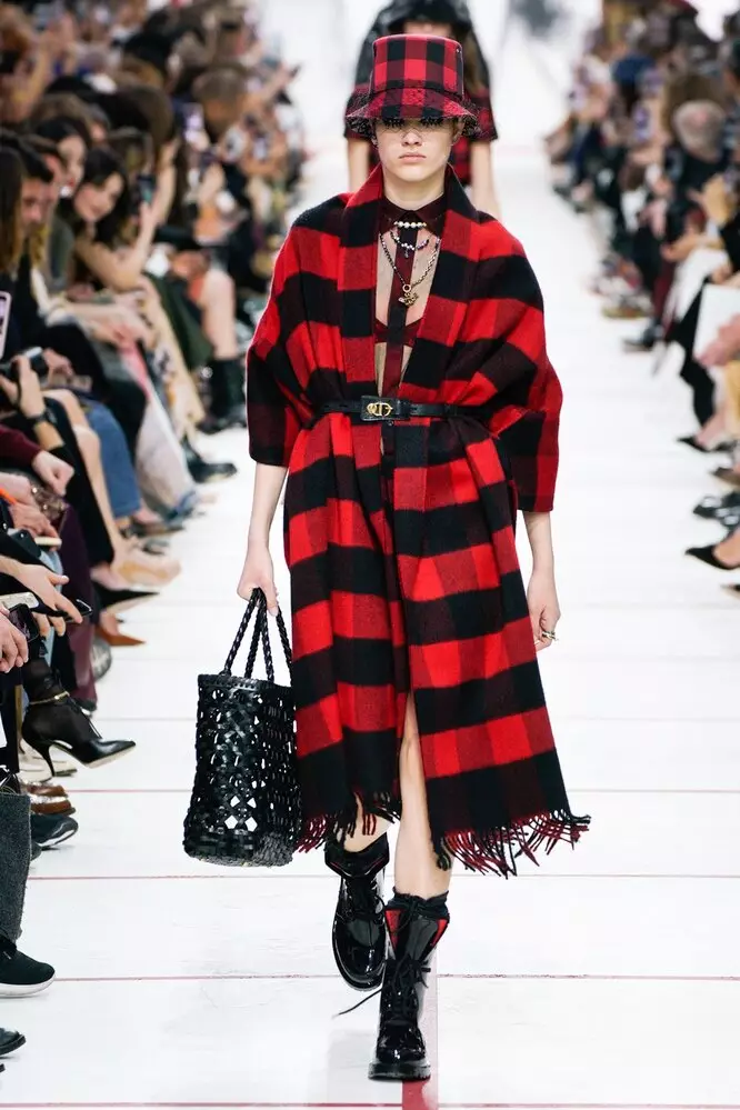 Even more feminism at Dior Winter 2019 55627_23