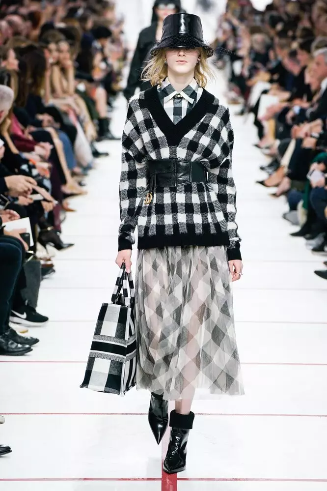 Even more feminism at Dior Winter 2019 55627_26