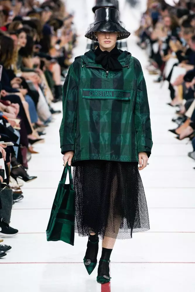 Even more feminism at Dior Winter 2019 55627_30