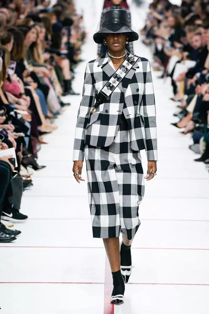 Even more feminism at Dior Winter 2019 55627_31