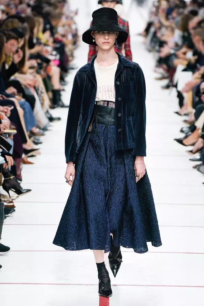 Even more feminism at Dior Winter 2019 55627_47