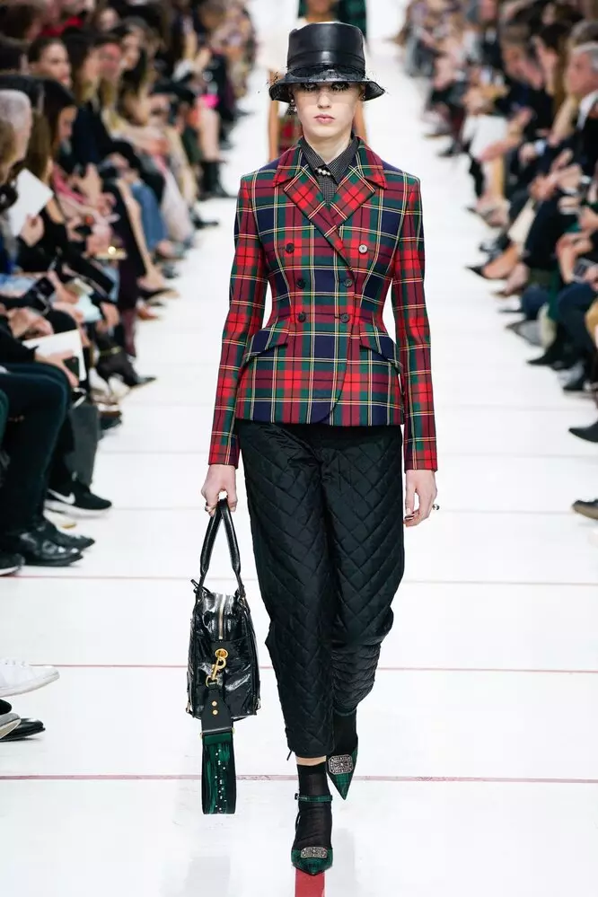 Even more feminism at Dior Winter 2019 55627_48