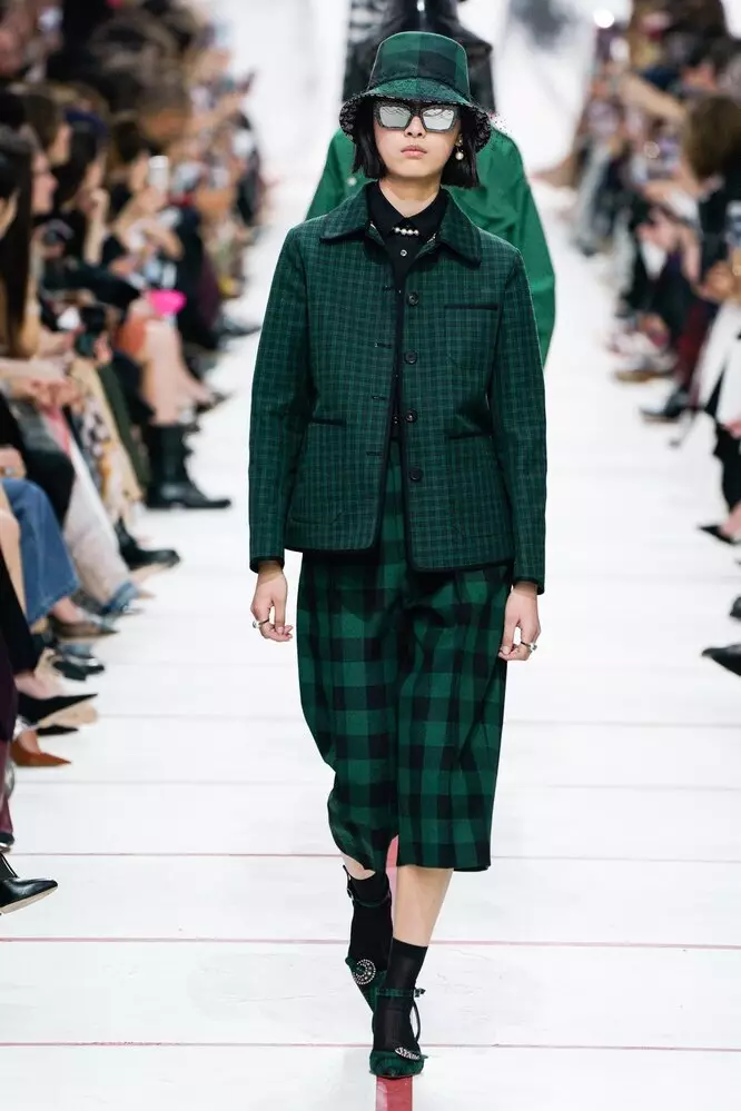 Even more feminism at Dior Winter 2019 55627_51