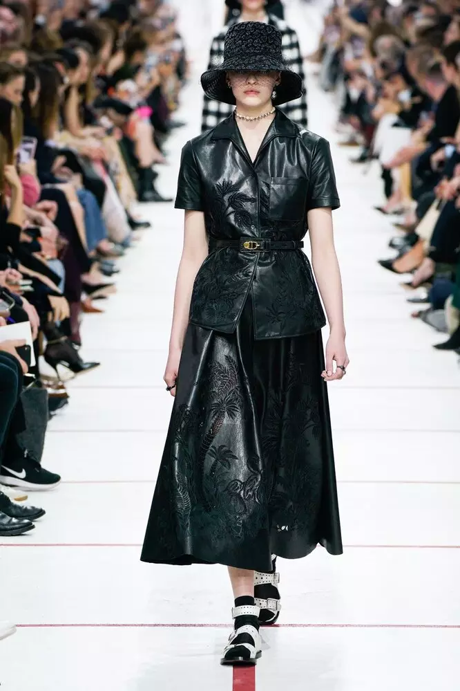 Even more feminism at Dior Winter 2019 55627_53