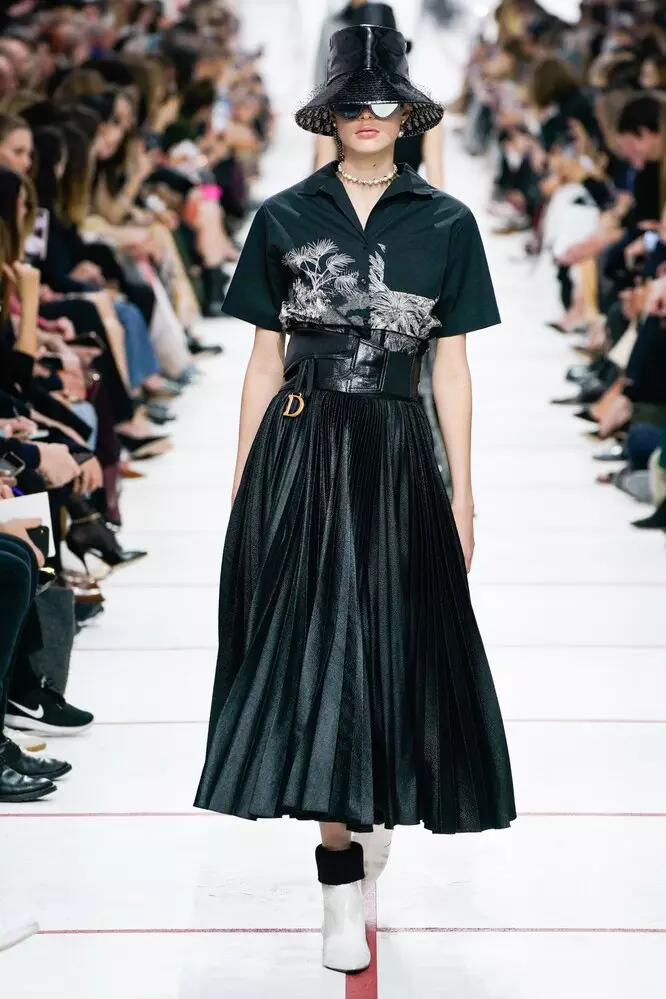 Even more feminism at Dior Winter 2019 55627_56