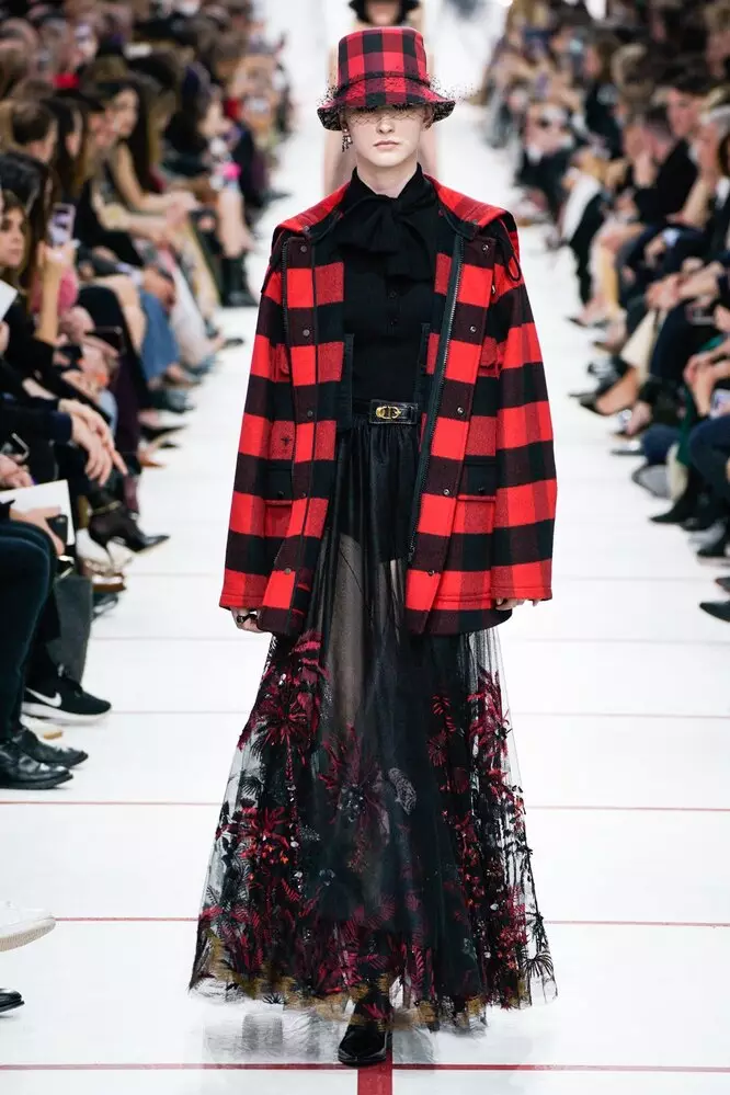 Even more feminism at Dior Winter 2019 55627_63
