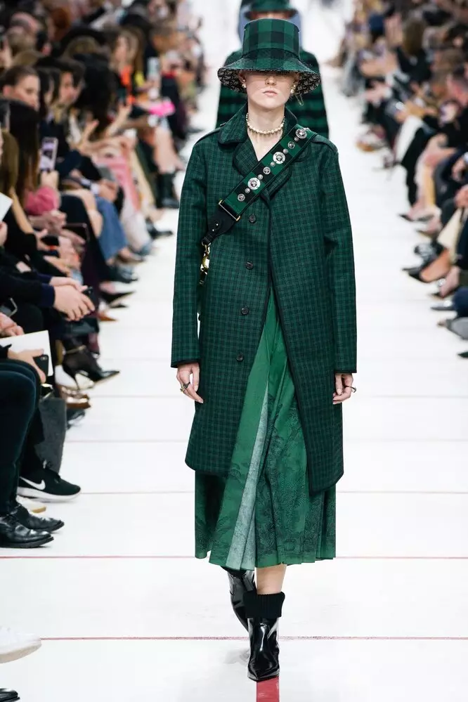 Even more feminism at Dior Winter 2019 55627_67