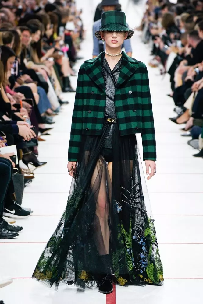Even more feminism at Dior Winter 2019 55627_68