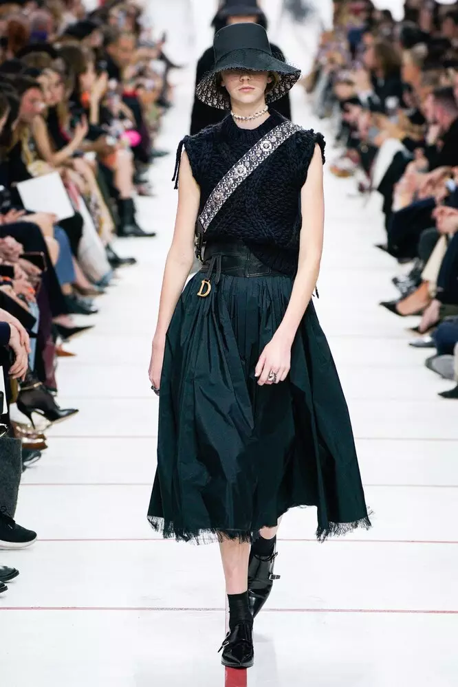 Even more feminism at Dior Winter 2019 55627_72