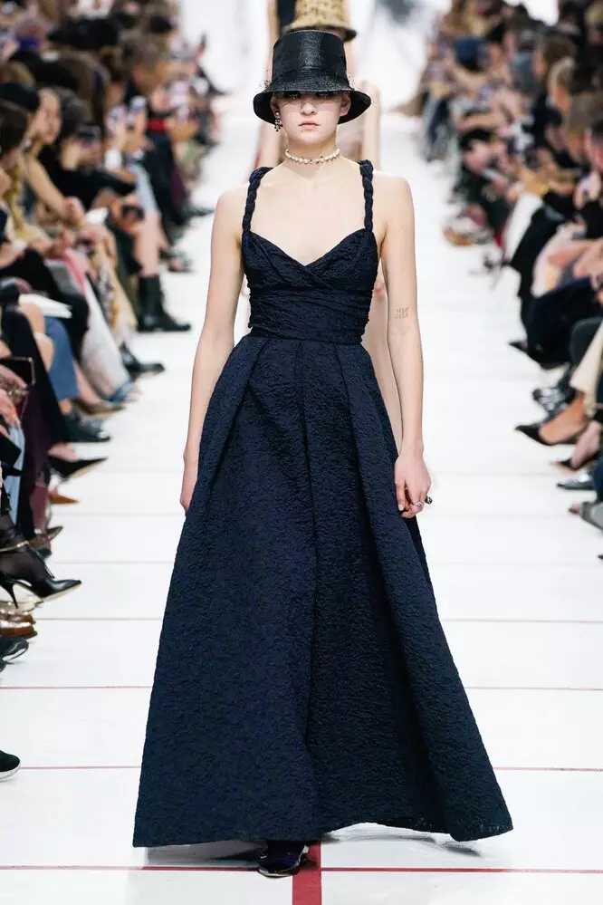Even more feminism at Dior Winter 2019 55627_79