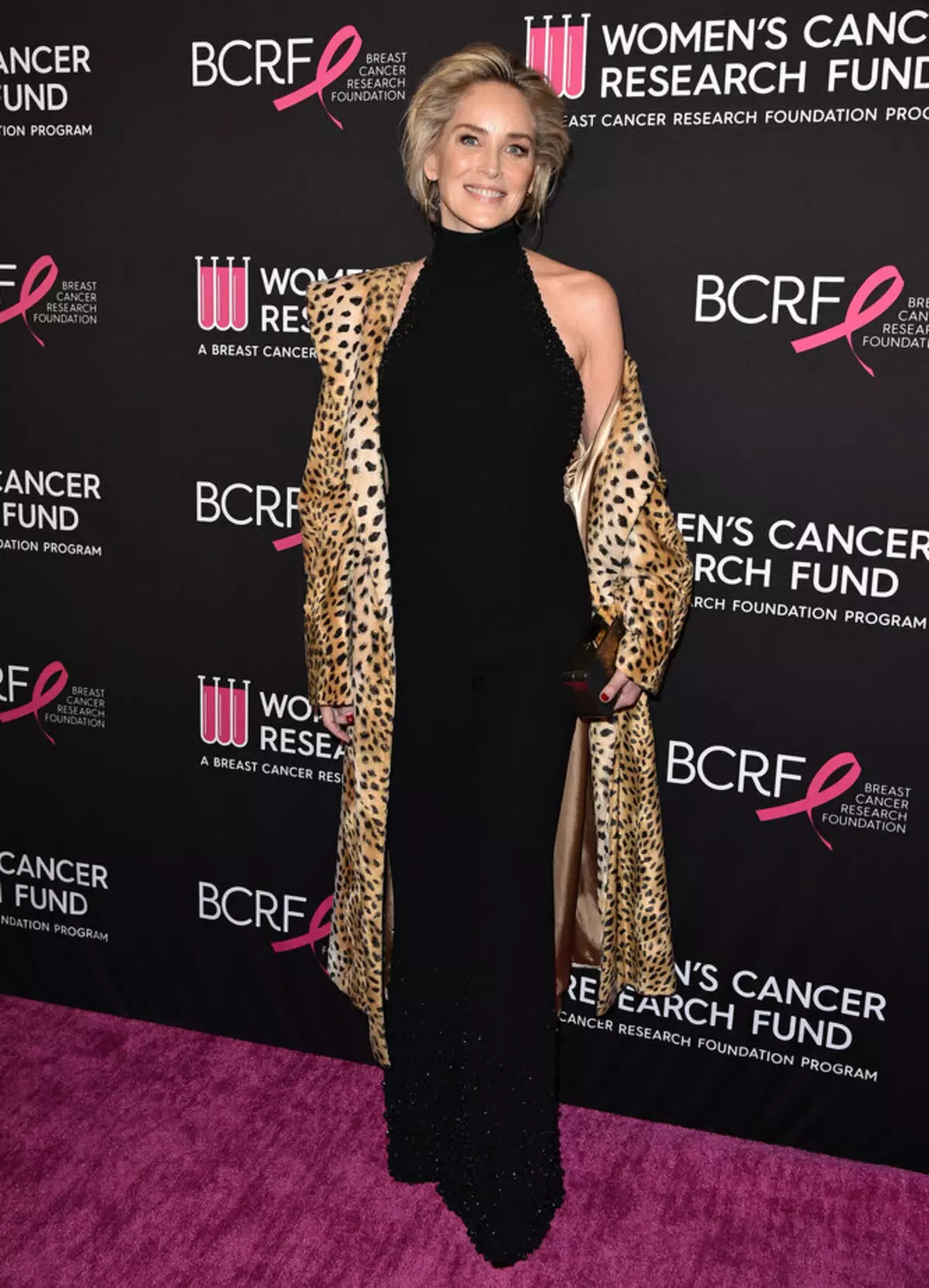 Sharon Stone in the tight jumpsuit and leopard fur coat visited Gala-evening 55711_1