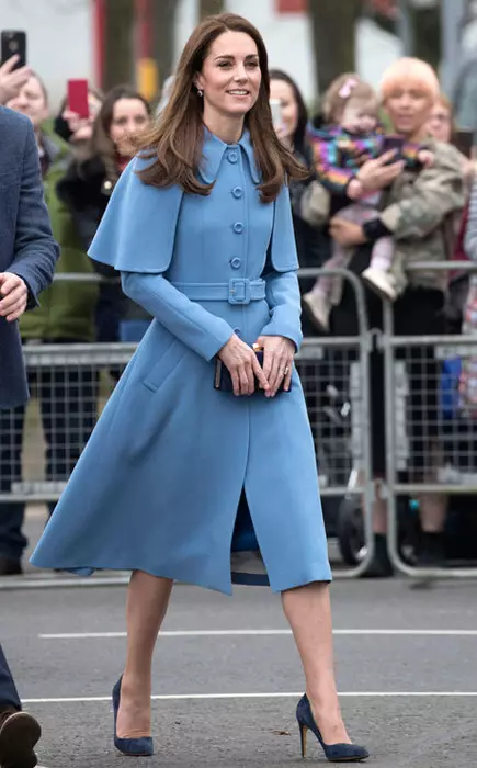 Color coat for spring: lessons of style from Kate Middleton 56058_6