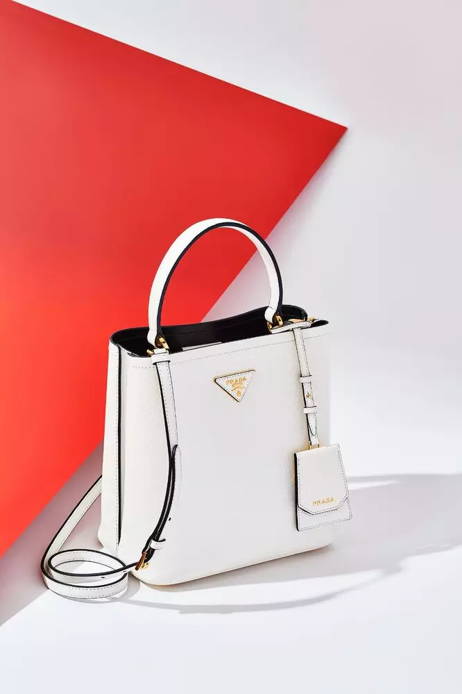 Prada released a new bag 56982_2