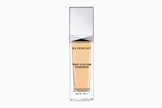 Moisturizing, fighting with fatigue traces and shine with Givenchy 57218_5