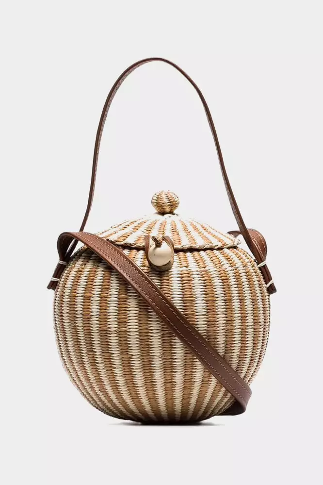 Not only on the beach: 12 straw bags for hot summer in the city 57237_12