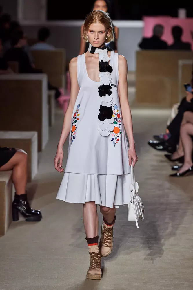 Naive Beauty: Prada Resort 2020 Collection 57275_45