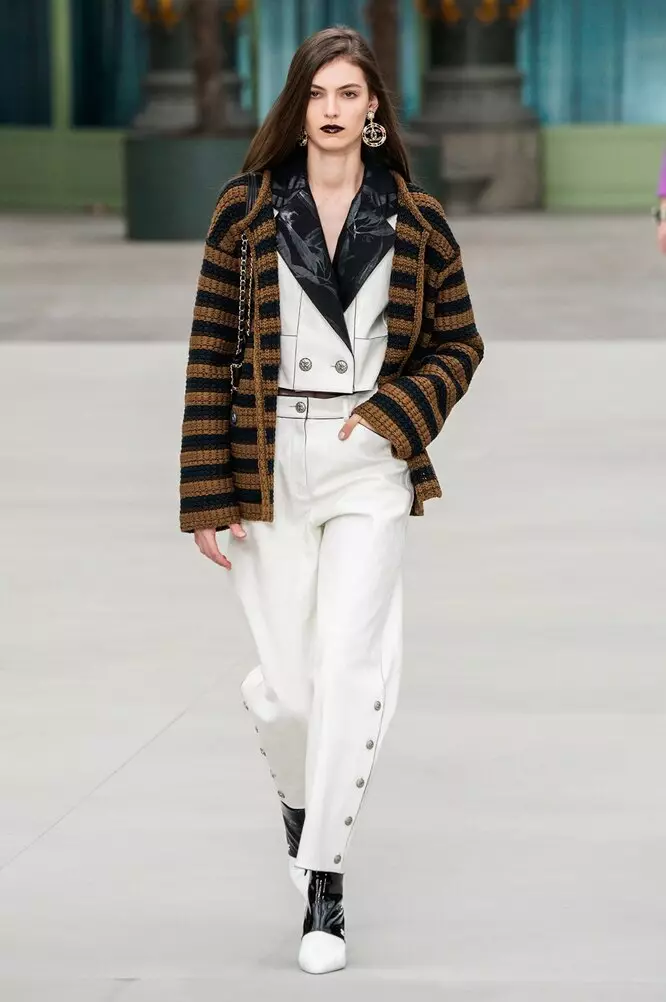 Lady on the way: Chanel Resort 2020 collection 57276_13