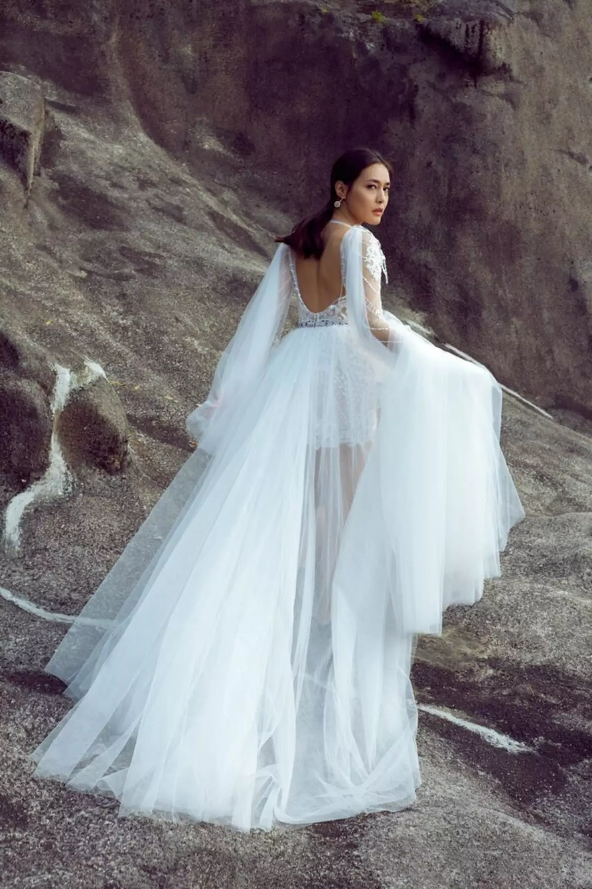 Debut collection of Russian brand Musa Wedding for brides with character 57485_8