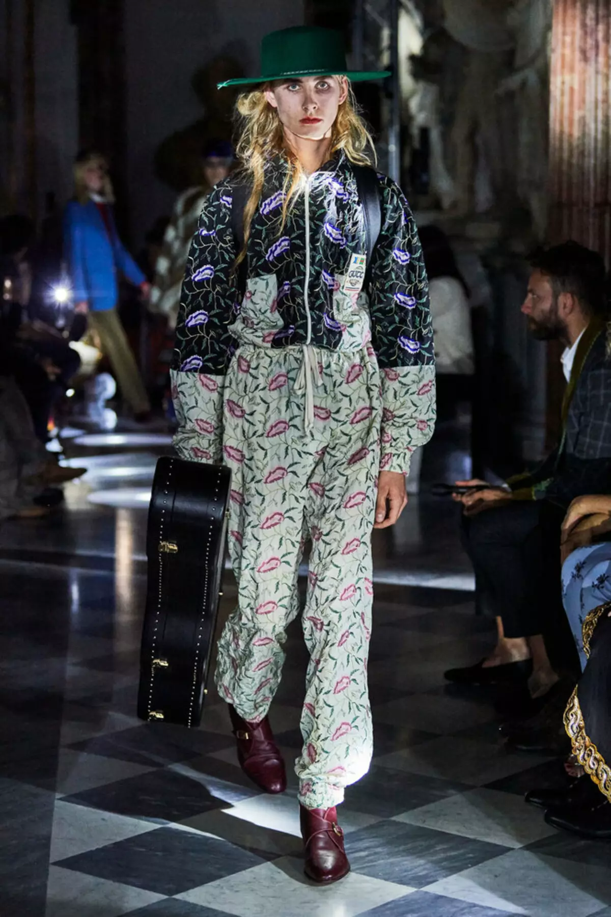 Antique Togs and Mickey Mouse in the Gucci Resort 2020 Collection 57853_33
