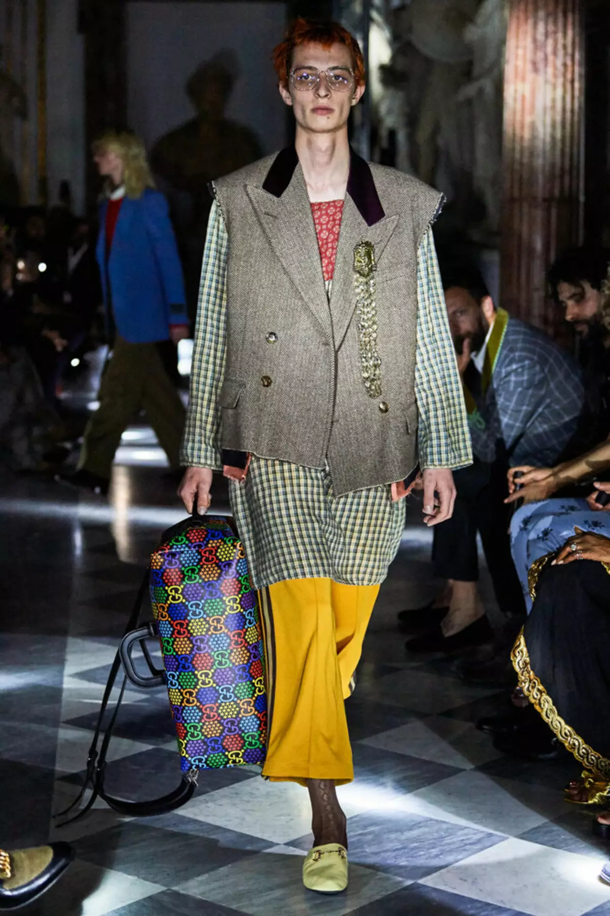 Antique Togs and Mickey Mouse in the Gucci Resort 2020 Collection 57853_34