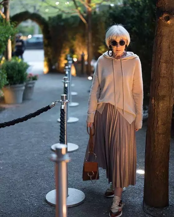 Age Not Purpose: 6 stylish images of Lin Slater, who are worth remembering 58053_5