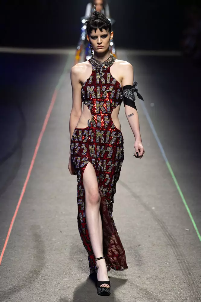 Mad Max, Languages ​​of Flame and Glam Rock in the Collection of Philipp Plein S / S 2020 58354_1