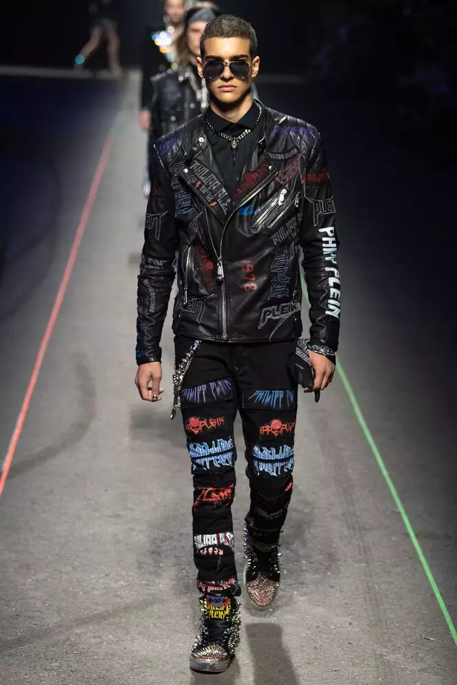 Mad Max, Languages ​​of Flame and Glam Rock in the Collection of Philipp Plein S / S 2020 58354_12