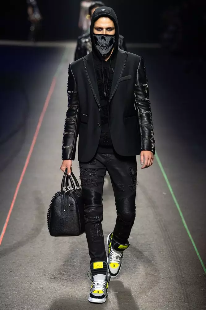 Mad Max, Languages ​​of Flame and Glam Rock in the Collection of Philipp Plein S / S 2020 58354_9