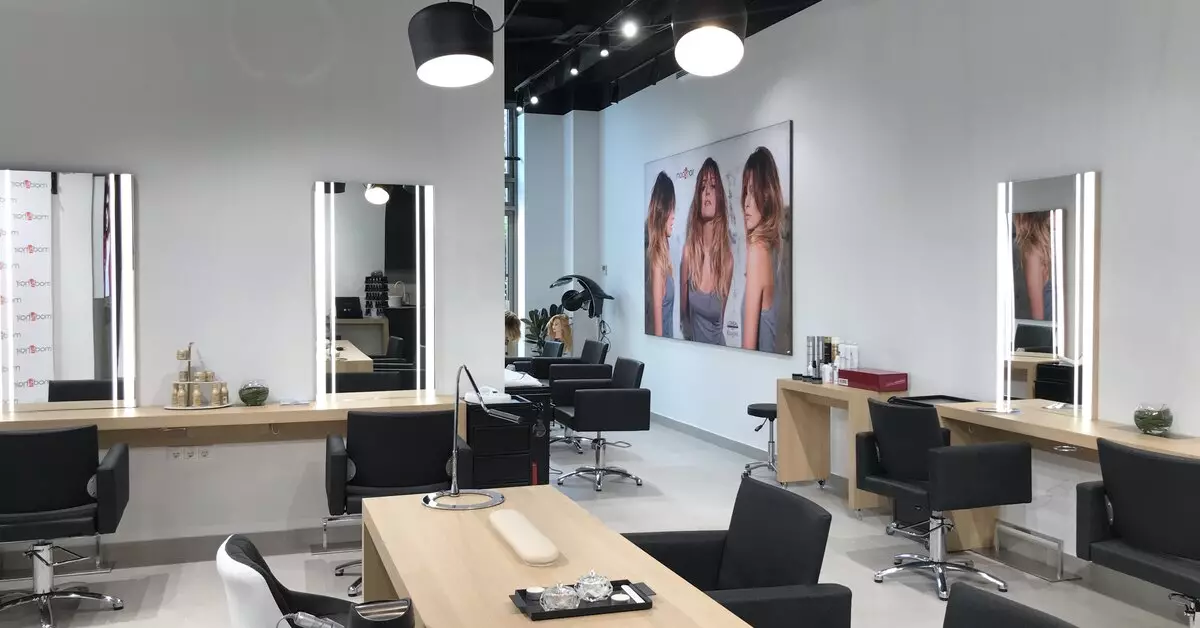 The flagship beauty salon of the international network MOD's Hair opened in Russia