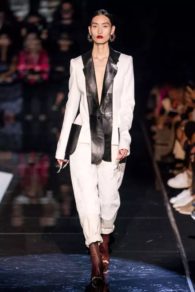 Last word: trends that gave us a high fashion week in Paris 58943_3