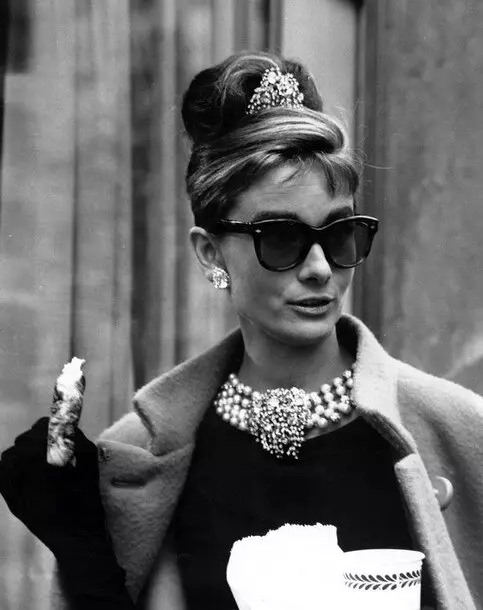 Fashionable evolution: how sunglasses changed throughout the twentieth century 59179_8