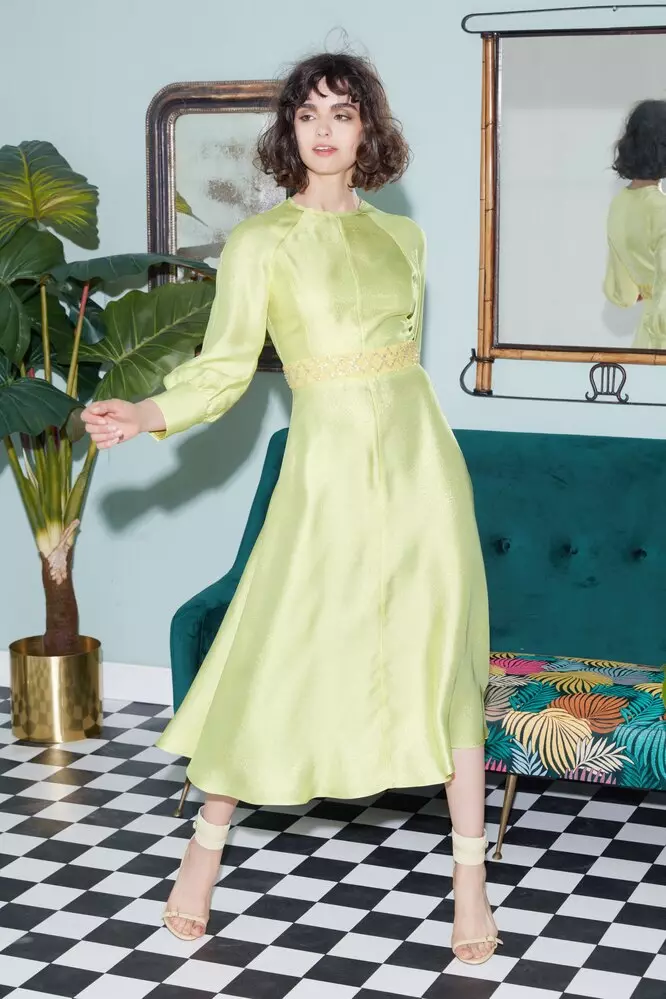 Brightness and femininity in a square: Genny Resort collection Spring-summer 2020 59250_15