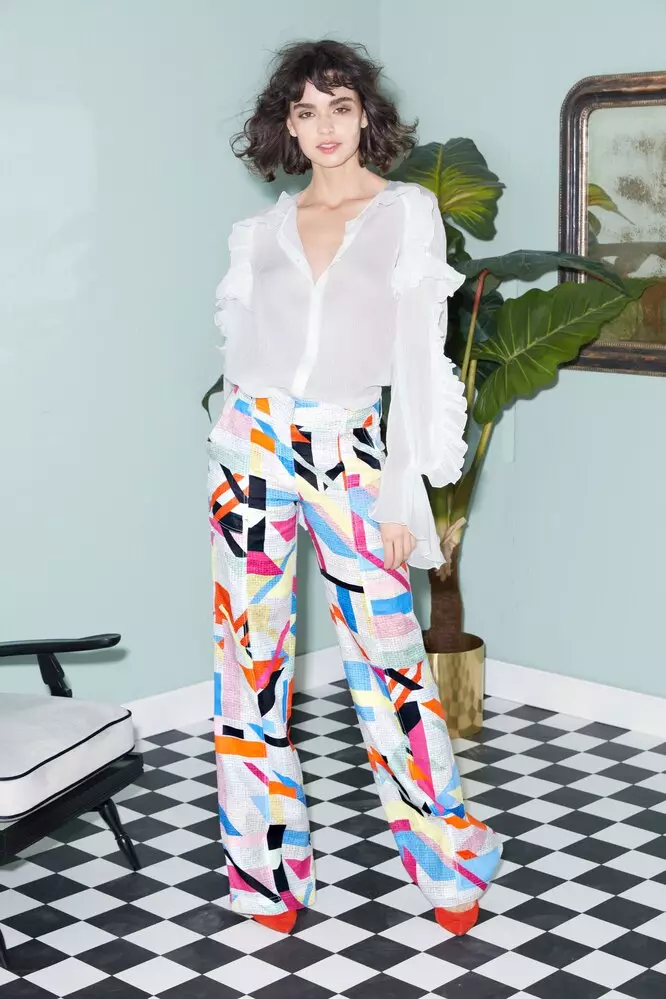 Brightness and femininity in a square: Genny Resort collection Spring-summer 2020 59250_7