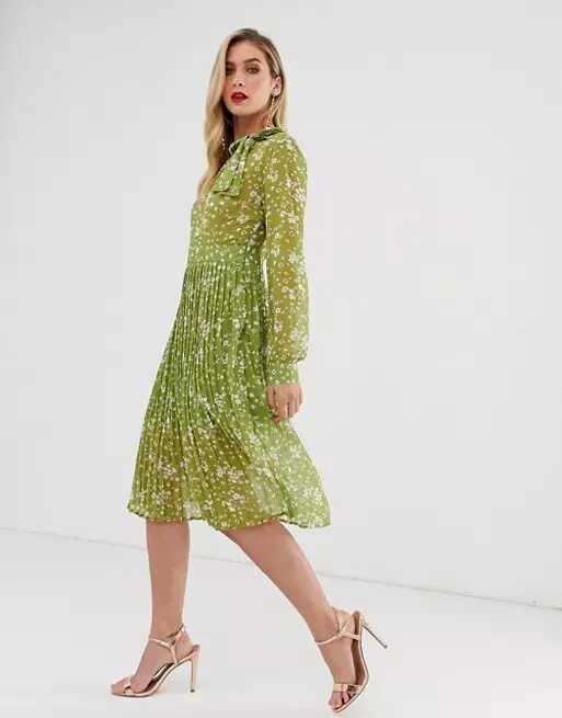 In weightlessness: 7 light dresses from chiffon for summer 59364_5