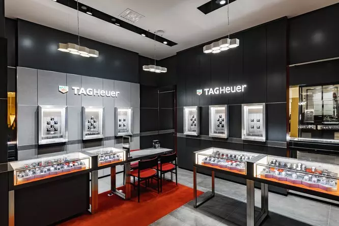 Discreted Time: Tag Heuer opens a boutique in the Gallery 