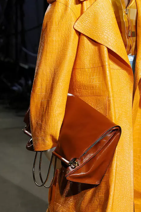 Trends of autumn 2019: What bags will be in fashion in the new season 60396_3
