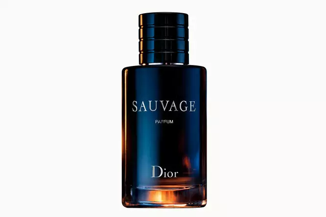 Flame burning languages ​​in the new aroma Dior Sauvage Parfum 60515_1