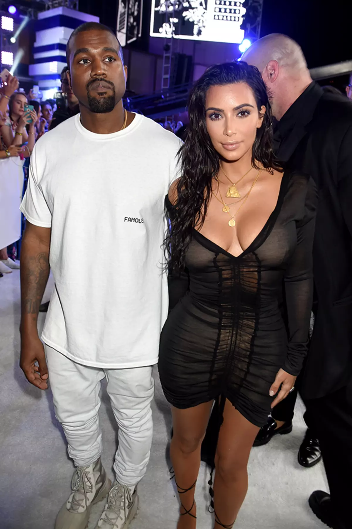 Fashion lessons Kim Kardashian: how to emphasize the waist 60652_5