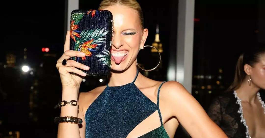 Epoch of Enlightenment: 10 luxury clutches that will come in hand to you at a party