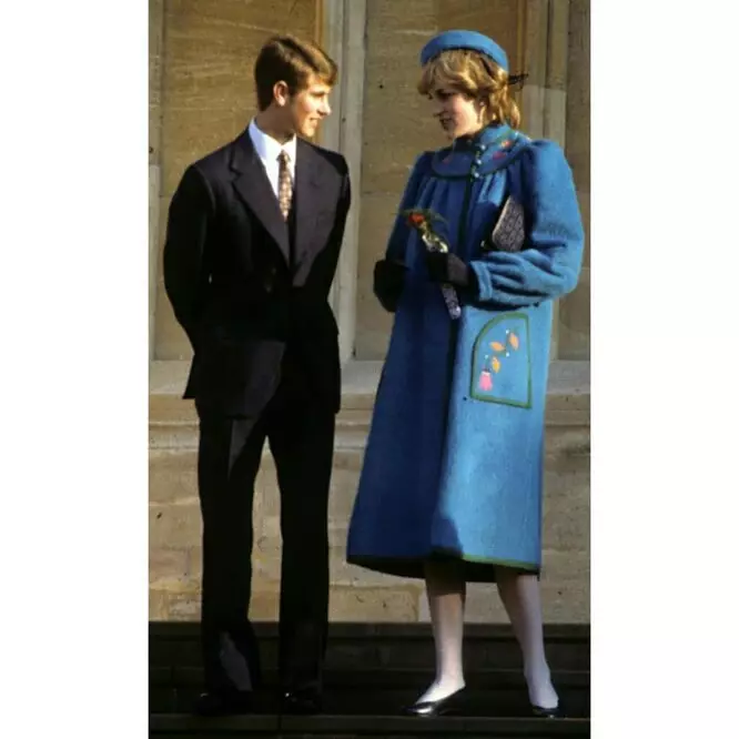 Royal Blue: coat in favorite color Princess Diana and Kate Middleton 60825_3