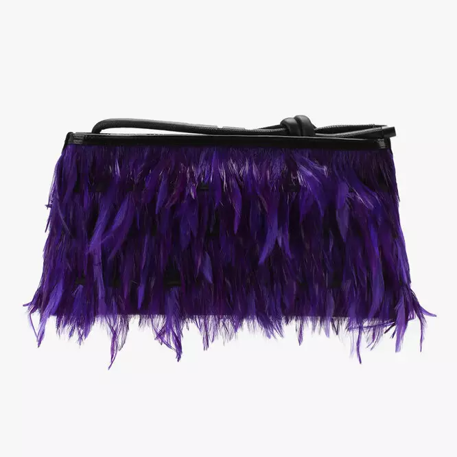 Affectionate and gentle: 10 fluffy bags that do not want to get out of the hands 60846_5