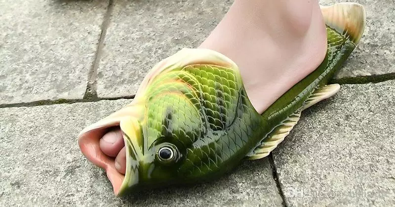 Real UGLY SHOES: 16 pairs of ugly shoes that you want to forget