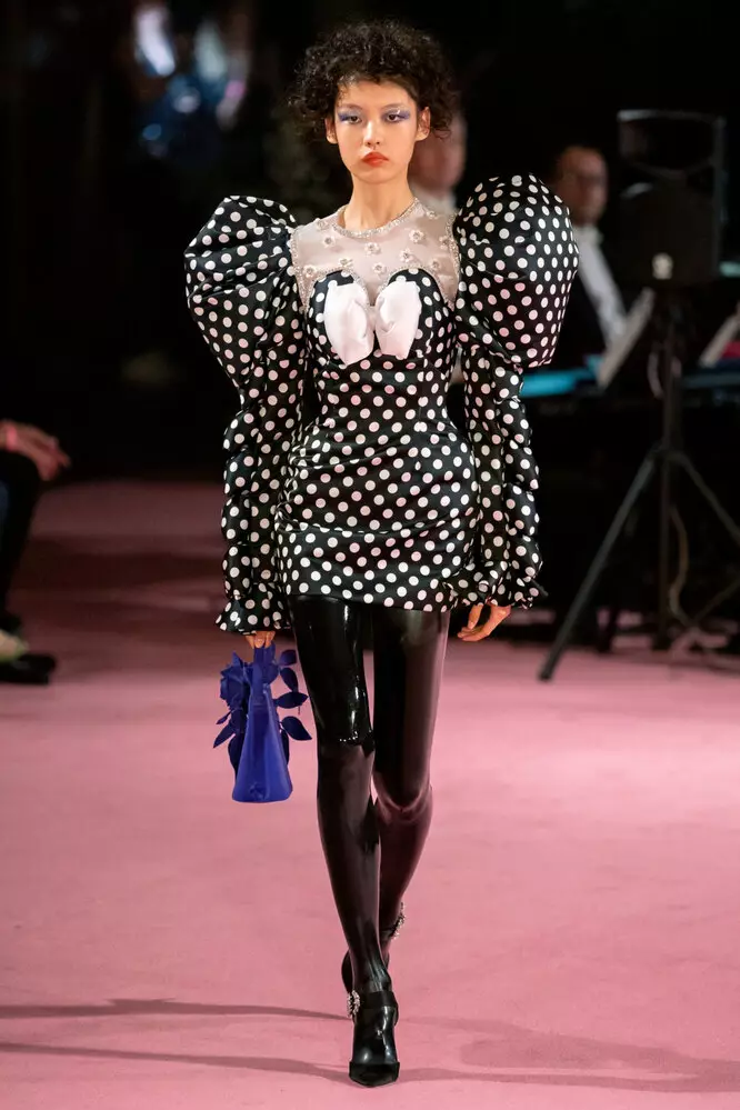 Ghosts of the past and poodles on the head: The most insane fashion shows in London 61118_10