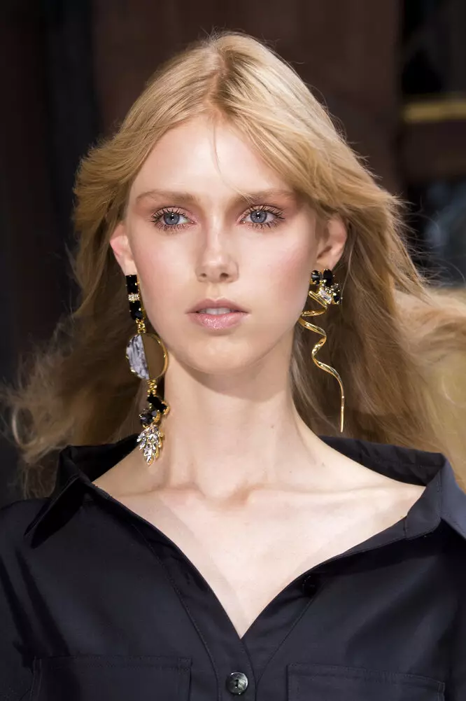 Trends in Makeup for autumn 2019 61173_21