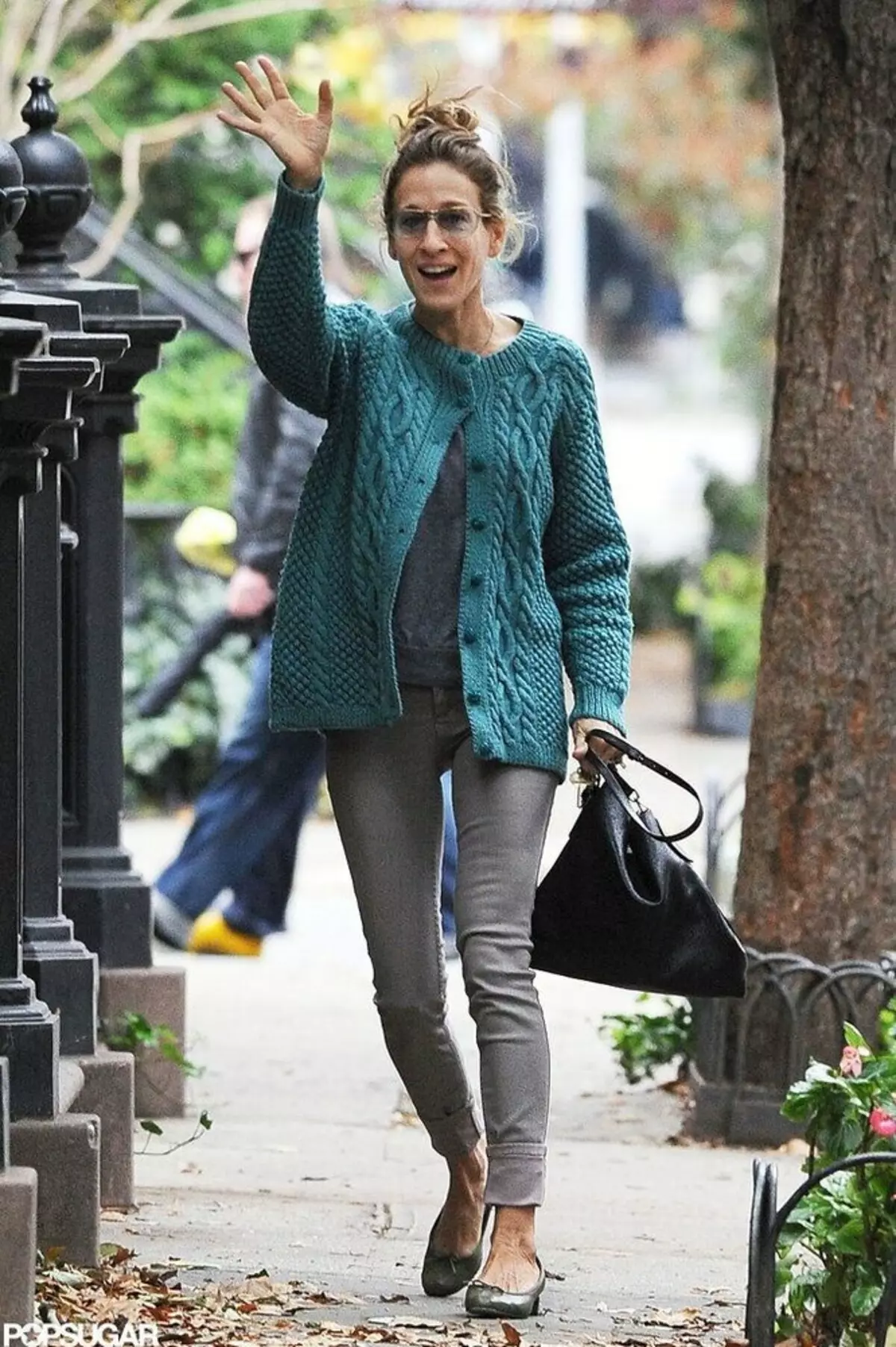 From Monroe to Kardashian: Hollywood celebrities who love sweaters 61236_3