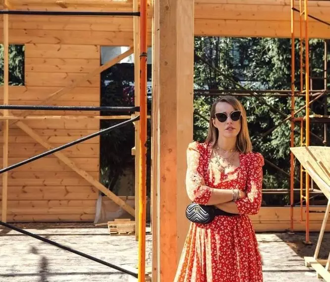 Ksenia Sobchak humiliated new husband grand salary 61436_2