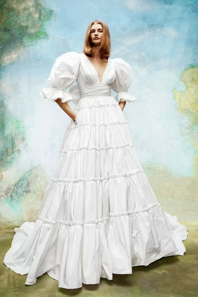 Черният воал и морски роул: основни тенденции сватбена мода с Ню Йорк Подиум 626_4