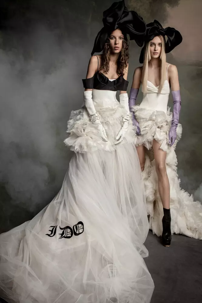 Sort Veil og Sea Ruffle: Hoved Trends Wedding Fashion med New York Podium 626_9