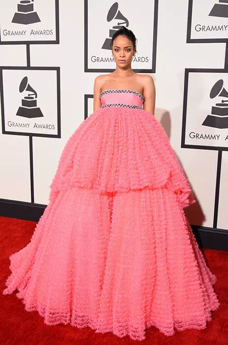 From Lady Di to Lady Gaga: 10 best pink dresses in fashion history 63095_6